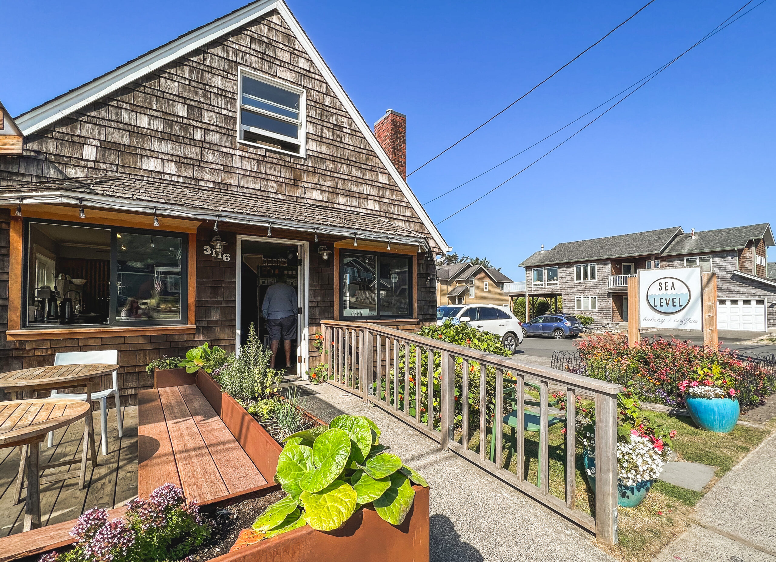 Sea Level Bakery + Coffee - Cannon Beach
