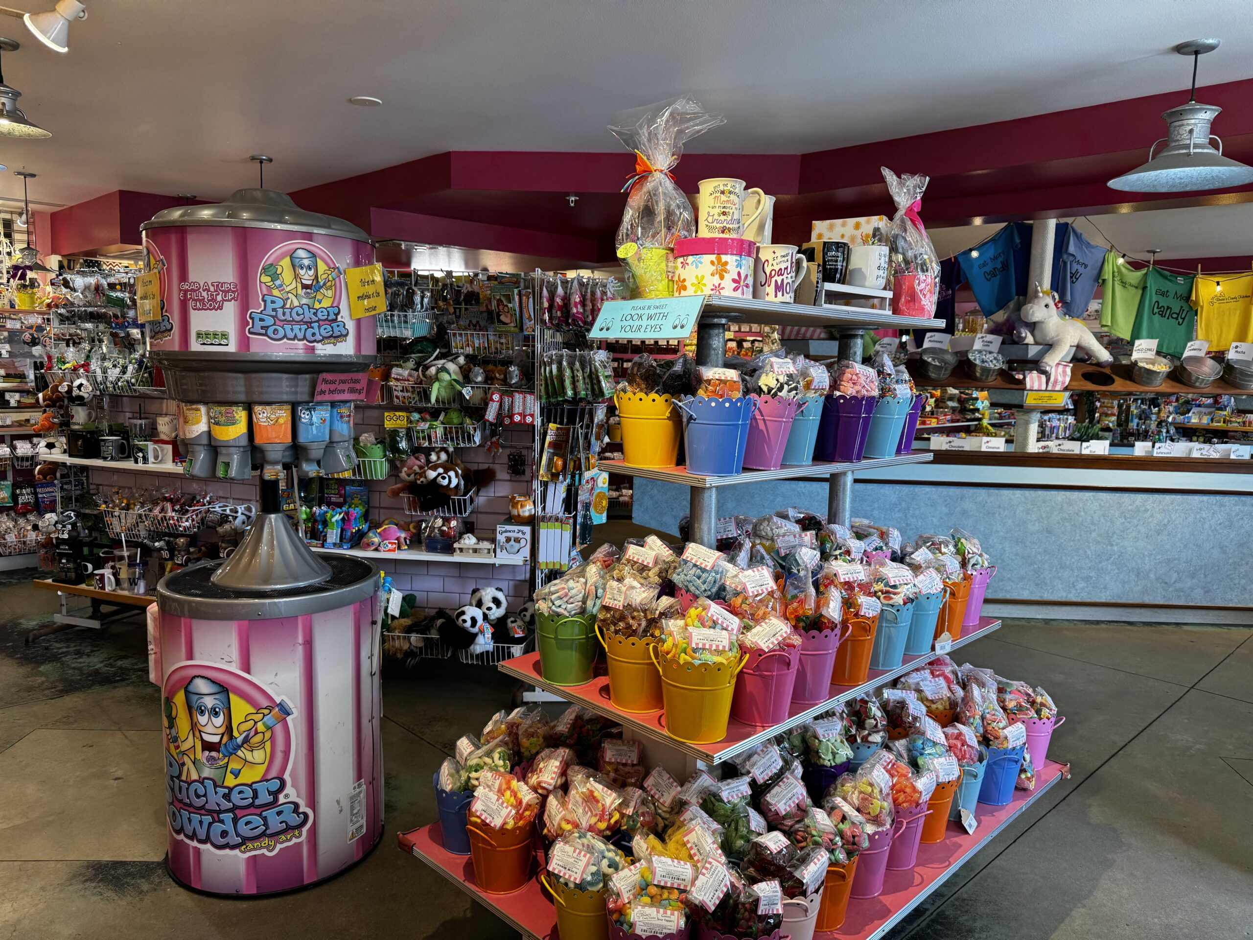 Bruce's Candy Kitchen - Cannon Beach