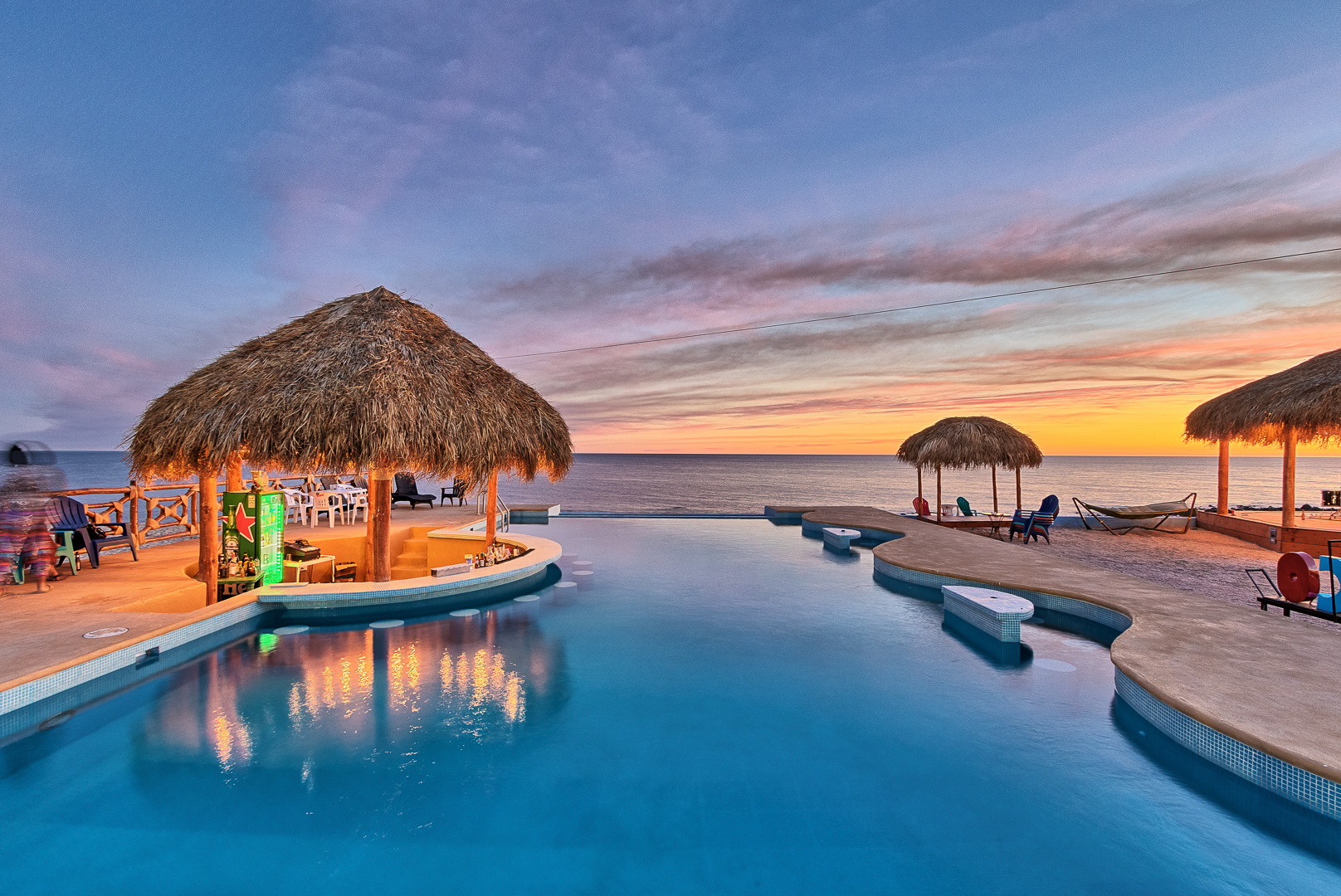 Spring Break Concert & Events at Manny's Beach Club - 2022 | Casago ...