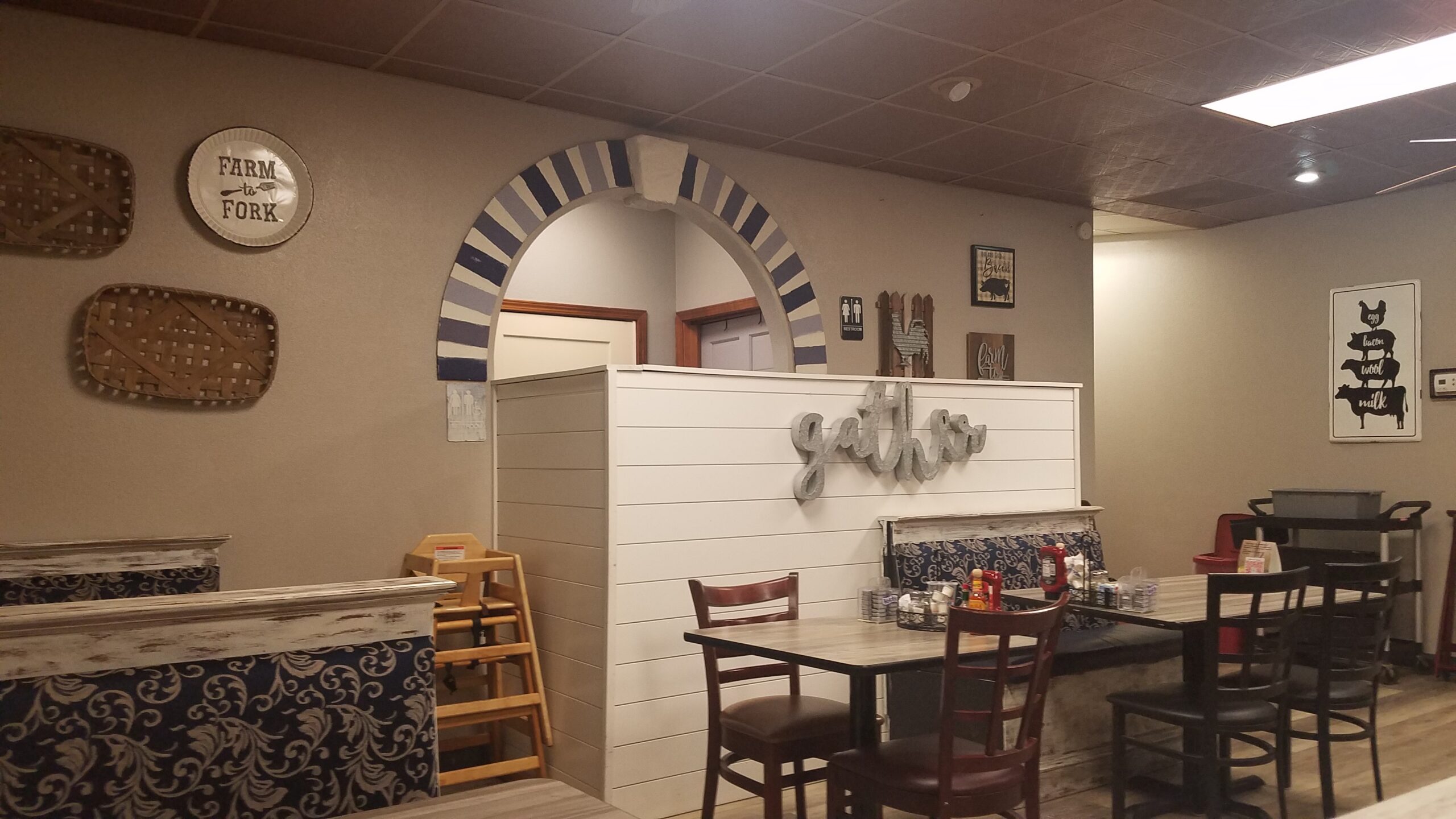 Rusty Rooster Breakfast and Lunch - Lake Of The Ozarks