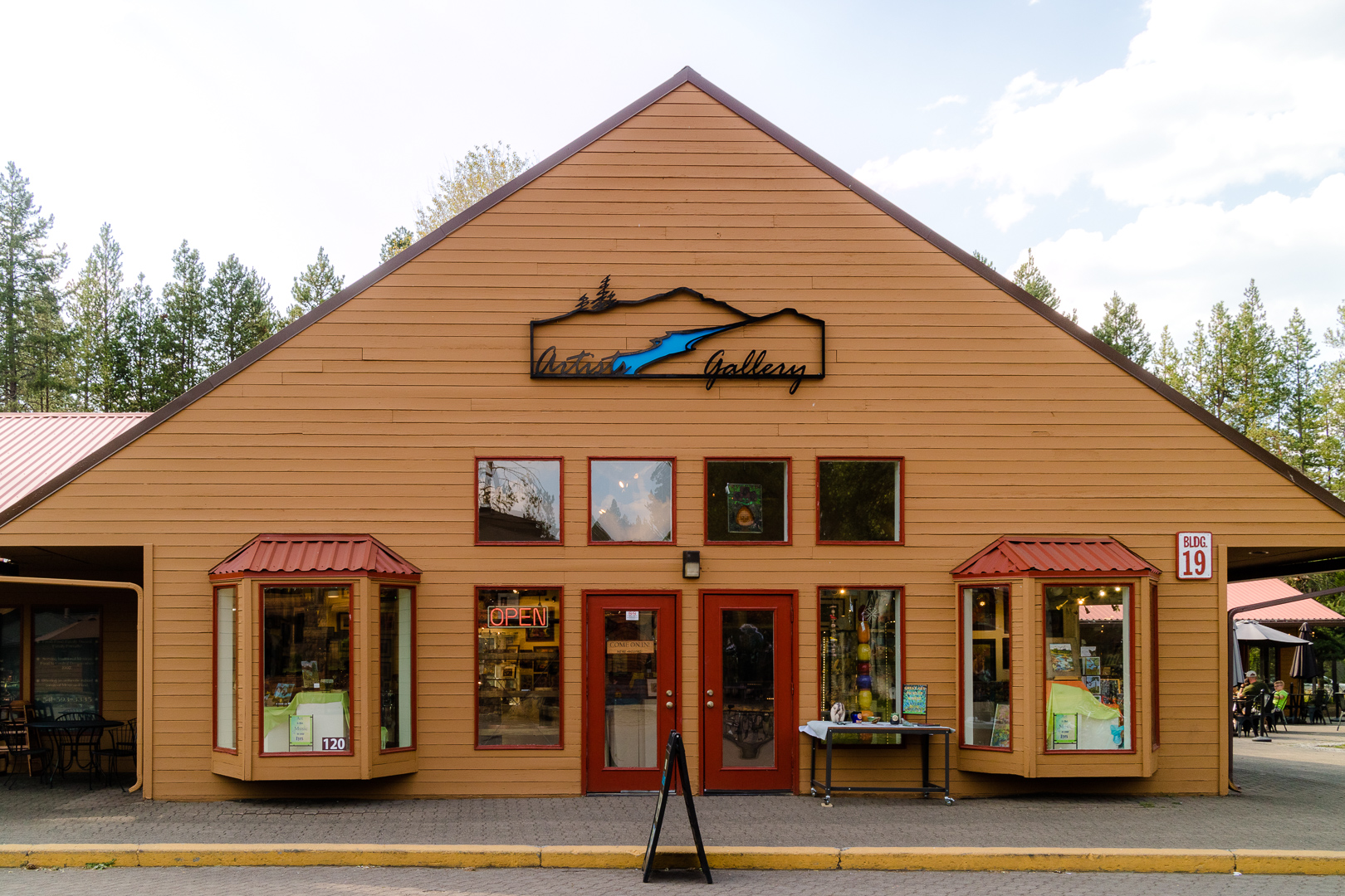 Artists' Gallery Sunriver Village | Casago Sunriver
